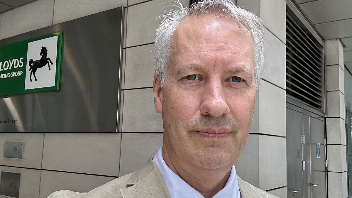 Lloyds Bank campaign goes to the top - Taunton and Wellington Liberal ...